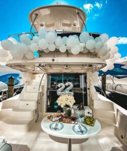20 Creative Yacht Party Ideas to Make Waves